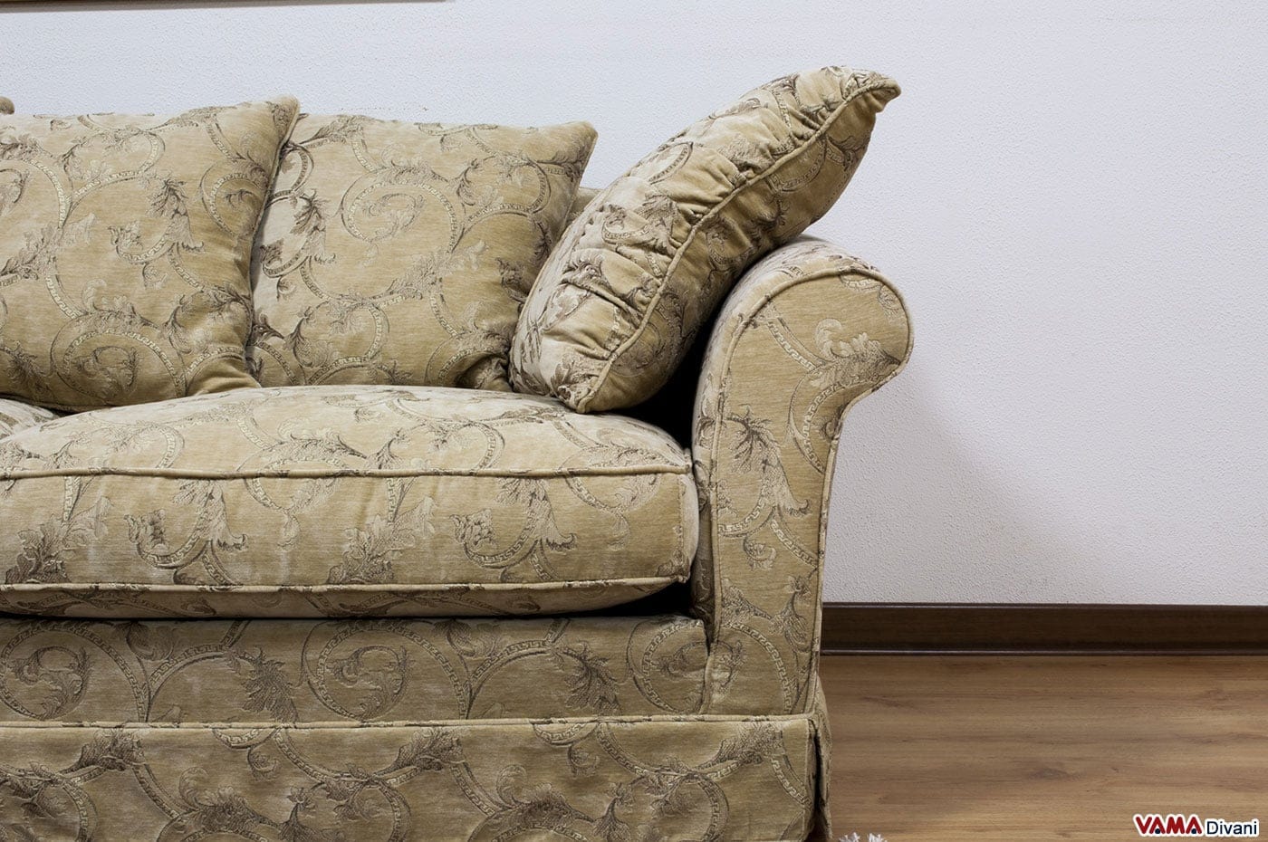 Divano in Tessuto Sfoderabile in Stile Classico - Ville